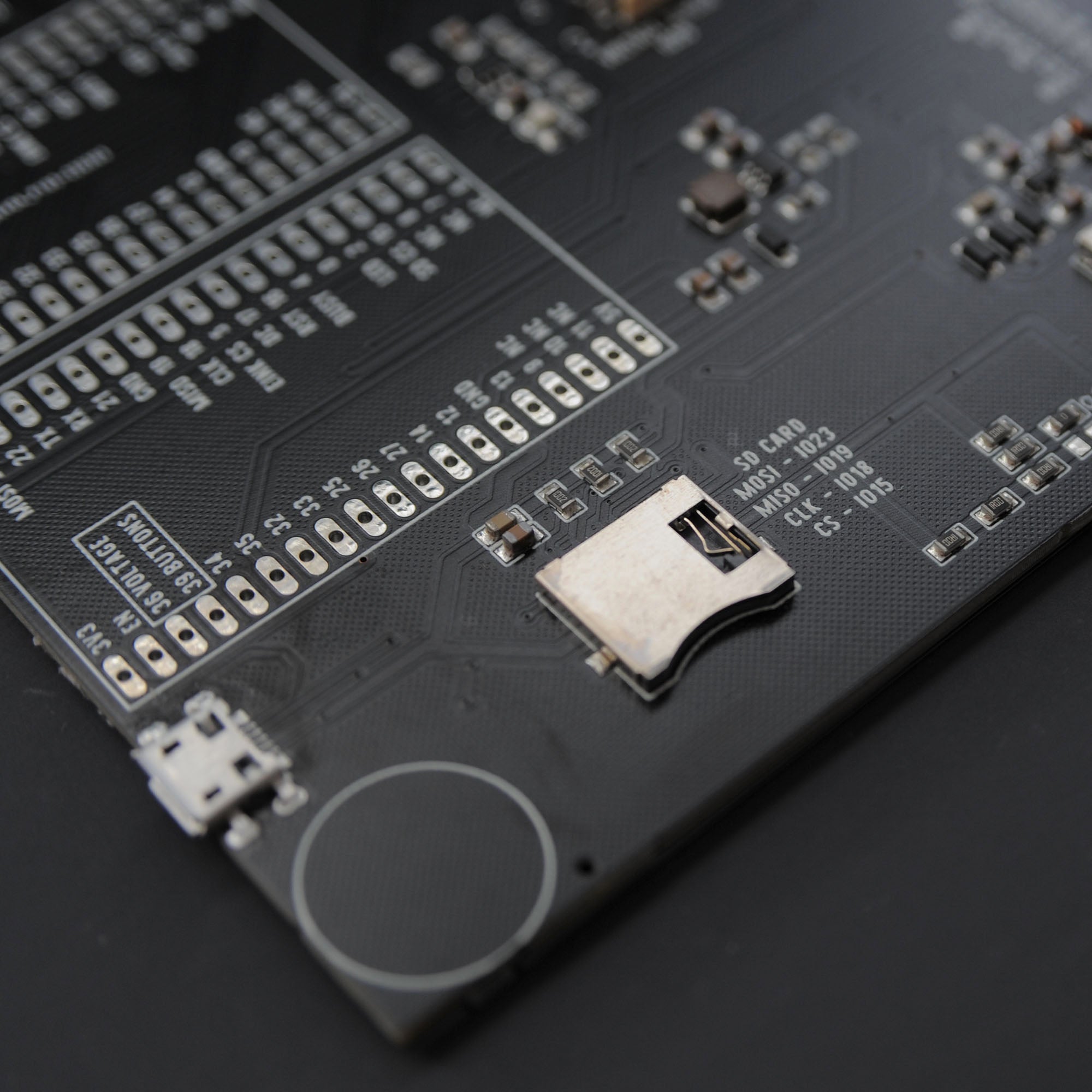ESP32 7.5" Eink Paper – Lonely Binary